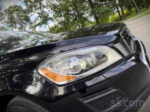 Black Volvo XC60 2010 in Jurmala, with an engine capacity of 2.40 L and mileage of 352 thousand km for 8600 €, photo 13 on AUTOMOTO.COM.LV