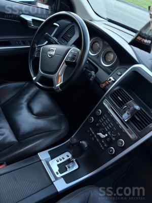 Melns Volvo XC60 2010 Rīga, ar dzinēja tilpumu 2.40 L un nobraukumu 237 tūkst. km par 6500 €, foto 11 vietnē AUTOMOTO.COM.LV