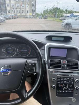 Black Volvo XC60 2010 in Plunge, with an engine capacity of 2.40 L and mileage of 288 thousand km for 6680 €, photo 9 on AUTOMOTO.COM.LV