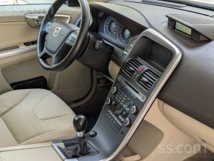 Black Volvo XC60 2010 in Riga, with an engine capacity of 2.40 L and mileage of 0 thousand km for 7990 €, photo 24 on AUTOMOTO.COM.LV