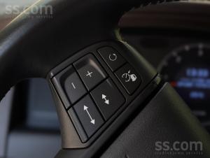 Black Volvo XC60 2010 in Riga, with an engine capacity of 2.40 L and mileage of 0 thousand km for 7990 €, photo 38 on AUTOMOTO.COM.LV