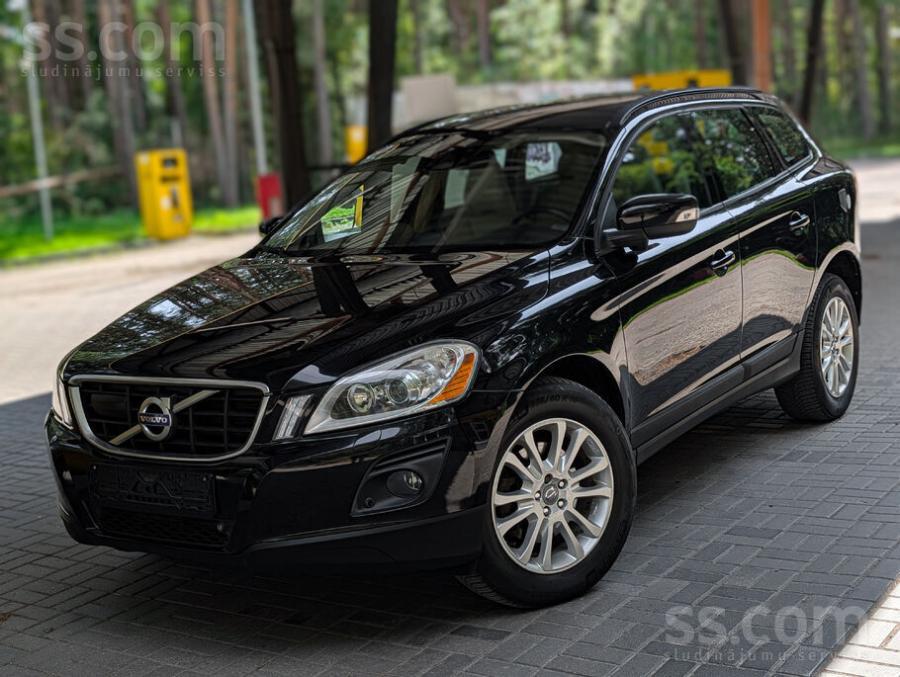 Black Volvo XC60 2010 in Riga, with an engine capacity of 2.40 L and mileage of 0 thousand km for 7990 €, photo 6 on AUTOMOTO.COM.LV