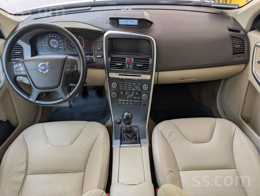 Black Volvo XC60 2010 in Riga, with an engine capacity of 2.40 L and mileage of 0 thousand km for 7990 €, photo 27 on AUTOMOTO.COM.LV