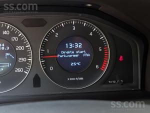 Black Volvo XC60 2010 in Riga, with an engine capacity of 2.40 L and mileage of 0 thousand km for 7990 €, photo 31 on AUTOMOTO.COM.LV