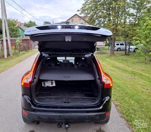Melns Volvo XC60 2010 Šauļi, ar dzinēja tilpumu 2.40 L un nobraukumu 0 tūkst. km par 6300 €, foto 5 vietnē AUTOMOTO.COM.LV