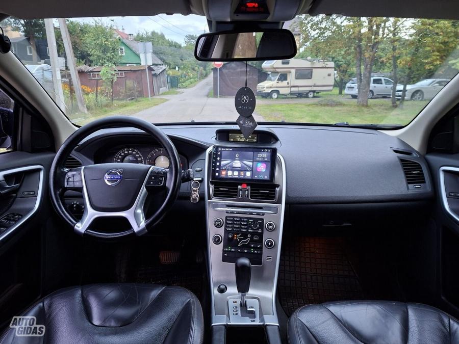 Melns Volvo XC60 2010 Šauļi, ar dzinēja tilpumu 2.40 L un nobraukumu 0 tūkst. km par 6300 €, foto 9 vietnē AUTOMOTO.COM.LV