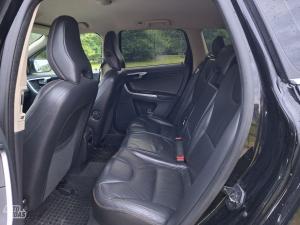 Melns Volvo XC60 2010 Šauļi, ar dzinēja tilpumu 2.40 L un nobraukumu 0 tūkst. km par 6300 €, foto 11 vietnē AUTOMOTO.COM.LV
