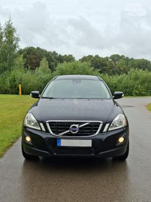 Melns Volvo XC60 2010 Šauļi, ar dzinēja tilpumu 2.40 L un nobraukumu 0 tūkst. km par 6300 €, foto 3 vietnē AUTOMOTO.COM.LV