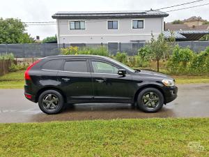 Melns Volvo XC60 2010 Šauļi, ar dzinēja tilpumu 2.40 L un nobraukumu 0 tūkst. km par 6300 €, foto 9 vietnē AUTOMOTO.COM.LV