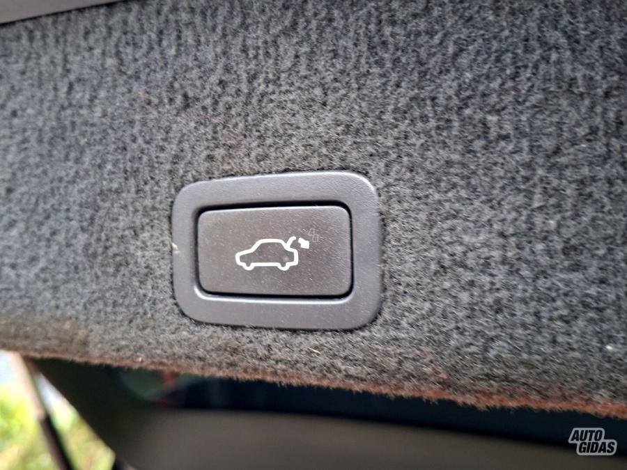 Melns Volvo XC60 2010 Šauļi, ar dzinēja tilpumu 2.40 L un nobraukumu 0 tūkst. km par 6300 €, foto 17 vietnē AUTOMOTO.COM.LV