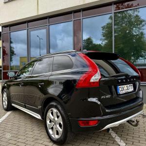 Melns Volvo XC60 2010 Kaišiadorys, ar dzinēja tilpumu 2.40 L un nobraukumu 350 tūkst. km par 7950 €, foto 8 vietnē AUTOMOTO.COM.LV