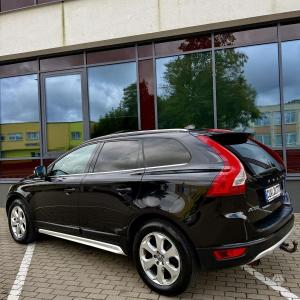 Melns Volvo XC60 2010 Kaišiadorys, ar dzinēja tilpumu 2.40 L un nobraukumu 350 tūkst. km par 7950 €, foto 9 vietnē AUTOMOTO.COM.LV