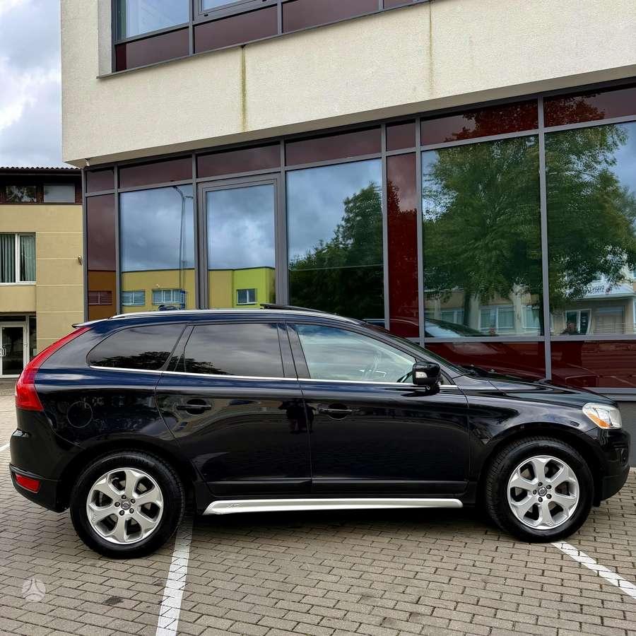 Melns Volvo XC60 2010 Kaišiadorys, ar dzinēja tilpumu 2.40 L un nobraukumu 350 tūkst. km par 7950 €, foto 15 vietnē AUTOMOTO.COM.LV