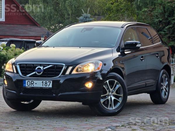 Melns Volvo XC60 2010 Rīga, ar dzinēja tilpumu 2.40 L un nobraukumu 306 tūkst. km par 7950 €, foto 1 vietnē AUTOMOTO.COM.LV