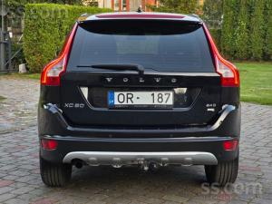 Black Volvo XC60 2010 in Riga, with an engine capacity of 2.40 L and mileage of 306 thousand km for 7950 €, photo 5 on AUTOMOTO.COM.LV