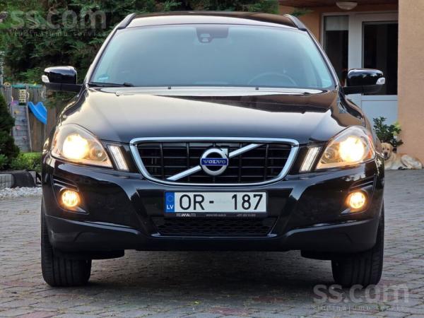 Melns Volvo XC60 2010 Rīga, ar dzinēja tilpumu 2.40 L un nobraukumu 306 tūkst. km par 7950 €, foto 9 vietnē AUTOMOTO.COM.LV