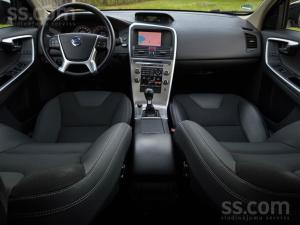 Black Volvo XC60 2010 in Riga, with an engine capacity of 2.40 L and mileage of 306 thousand km for 7950 €, photo 22 on AUTOMOTO.COM.LV