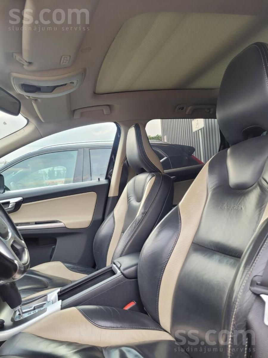 Melns Volvo XC60 2010 Rīga, ar dzinēja tilpumu 2.40 L un nobraukumu 280 tūkst. km par 7490 €, foto 6 vietnē AUTOMOTO.COM.LV