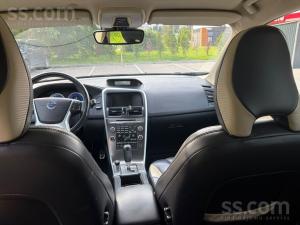 Melns Volvo XC60 2010 Rīga, ar dzinēja tilpumu 2.40 L un nobraukumu 280 tūkst. km par 7490 €, foto 10 vietnē AUTOMOTO.COM.LV