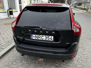 Melns Volvo XC60 2010 Panevēža, ar dzinēja tilpumu 2.40 L un nobraukumu 267 tūkst. km par 5600 €, foto 6 vietnē AUTOMOTO.COM.LV