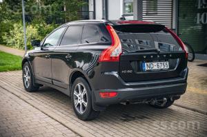 Melns Volvo XC60 2010 Rīga, ar dzinēja tilpumu 2.00 L un nobraukumu 323 tūkst. km par 4990 €, foto 7 vietnē AUTOMOTO.COM.LV