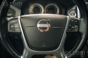 Melns Volvo XC60 2010 Rīga, ar dzinēja tilpumu 2.00 L un nobraukumu 323 tūkst. km par 4990 €, foto 20 vietnē AUTOMOTO.COM.LV