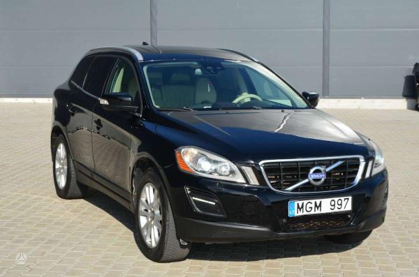 Melns Volvo XC60 2010 Šauļi, ar dzinēja tilpumu 3.19 L un nobraukumu 230 tūkst. km par 5900 €, foto 6 vietnē AUTOMOTO.COM.LV