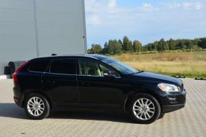 Black Volvo XC60 2010 in Siauliai, with an engine capacity of 3.19 L and mileage of 230 thousand km for 5900 €, photo 10 on AUTOMOTO.COM.LV