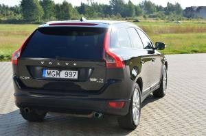Black Volvo XC60 2010 in Siauliai, with an engine capacity of 3.19 L and mileage of 230 thousand km for 5900 €, photo 15 on AUTOMOTO.COM.LV