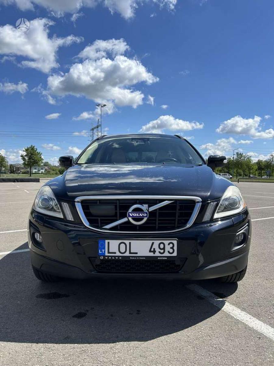 Melns Volvo XC60 2010 Šauļi, ar dzinēja tilpumu 2.40 L un nobraukumu 227 tūkst. km par 8600 €, foto 4 vietnē AUTOMOTO.COM.LV