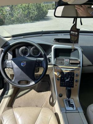 Melns Volvo XC60 2010 Šauļi, ar dzinēja tilpumu 2.40 L un nobraukumu 227 tūkst. km par 8600 €, foto 14 vietnē AUTOMOTO.COM.LV