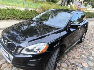 Black Volvo XC60 2010 in Utena, with an engine capacity of 2.40 L and mileage of 241 thousand km for 7450 €, photo 12 on AUTOMOTO.COM.LV