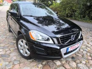 Black Volvo XC60 2010 in Utena, with an engine capacity of 2.40 L and mileage of 241 thousand km for 7450 €, photo 13 on AUTOMOTO.COM.LV