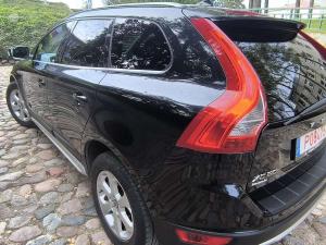 Black Volvo XC60 2010 in Utena, with an engine capacity of 2.40 L and mileage of 241 thousand km for 7450 €, photo 15 on AUTOMOTO.COM.LV