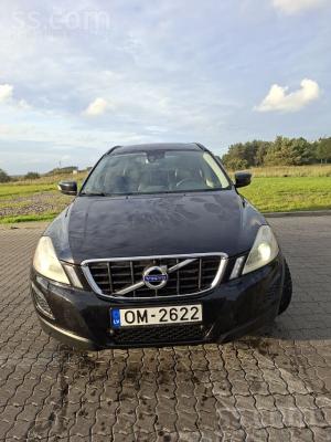 Melns Volvo XC60 2010 Liepāja, ar dzinēja tilpumu 2.40 L un nobraukumu 262 tūkst. km par 7600 €, foto 3 vietnē AUTOMOTO.COM.LV