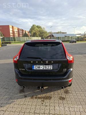 Melns Volvo XC60 2010 Liepāja, ar dzinēja tilpumu 2.40 L un nobraukumu 262 tūkst. km par 7600 €, foto 6 vietnē AUTOMOTO.COM.LV