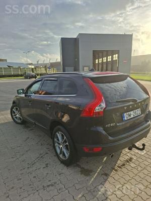 Melns Volvo XC60 2010 Liepāja, ar dzinēja tilpumu 2.40 L un nobraukumu 262 tūkst. km par 7600 €, foto 7 vietnē AUTOMOTO.COM.LV