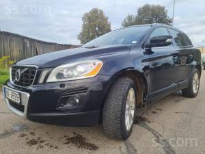Black Volvo XC60 2010 in Daugavpils, with an engine capacity of 2.40 L and mileage of 0 thousand km for 5350 €, photo  on AUTOMOTO.COM.LV
