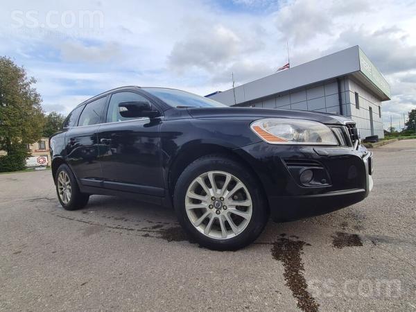 Volvo XC60 2010 Daugavpils vietnē Melns Volvo XC60 2010 Daugavpils, ar dzinēja tilpumu 2.40 L un nobraukumu 0 tūkst. km par 5350 €, foto 3 vietnē AUTOMOTO.COM.LV