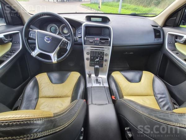 Volvo XC60 2010 Daugavpils vietnē Melns Volvo XC60 2010 Daugavpils, ar dzinēja tilpumu 2.40 L un nobraukumu 0 tūkst. km par 5350 €, foto 4 vietnē AUTOMOTO.COM.LV