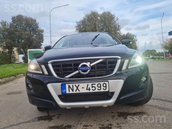 Volvo XC60 2010 Daugavpils vietnē Melns Volvo XC60 2010 Daugavpils, ar dzinēja tilpumu 2.40 L un nobraukumu 0 tūkst. km par 5350 €, foto 9 vietnē AUTOMOTO.COM.LV