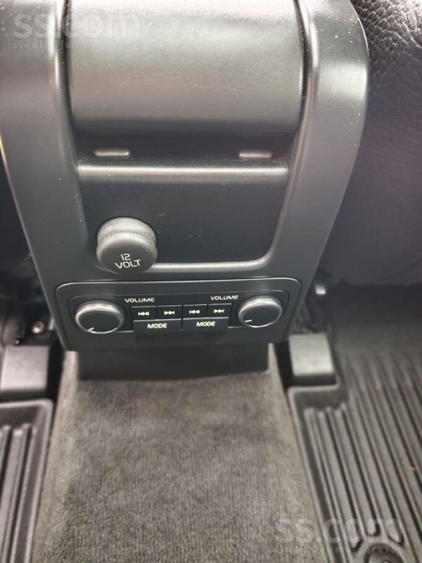 Melns Volvo XC60 2010 Rīga, ar dzinēja tilpumu 2.40 L un nobraukumu 295 tūkst. km par 8700 €, foto 10 vietnē AUTOMOTO.COM.LV