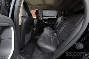 Melns Volvo XC60 2010 Jelgava, ar dzinēja tilpumu 2.00 L un nobraukumu 315 tūkst. km par 8850 €, foto 9 vietnē AUTOMOTO.COM.LV