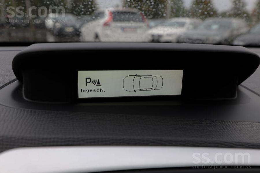 Melns Volvo XC60 2010 Jelgava, ar dzinēja tilpumu 2.00 L un nobraukumu 315 tūkst. km par 8850 €, foto 16 vietnē AUTOMOTO.COM.LV