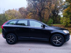 Black Volvo XC60 2010 in Mazeikiai, with an engine capacity of 2.40 L and mileage of 277 thousand km for 7200 €, photo 16 on AUTOMOTO.COM.LV