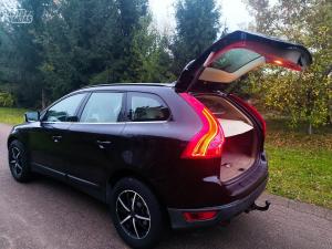 Black Volvo XC60 2010 in Mazeikiai, with an engine capacity of 2.40 L and mileage of 277 thousand km for 7200 €, photo 21 on AUTOMOTO.COM.LV