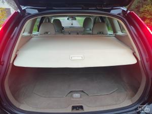 Black Volvo XC60 2010 in Mazeikiai, with an engine capacity of 2.40 L and mileage of 277 thousand km for 7200 €, photo 29 on AUTOMOTO.COM.LV