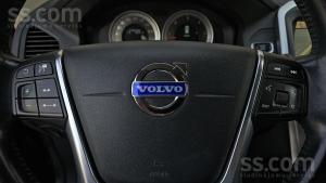 Melns Volvo XC60 2011 Rīga, ar dzinēja tilpumu 2.40 L un nobraukumu 290 tūkst. km par 6500 €, foto 15 vietnē AUTOMOTO.COM.LV
