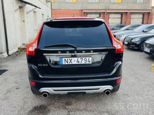Melns Volvo XC60 2011 Daugavpils, ar dzinēja tilpumu 2.40 L un nobraukumu 0 tūkst. km par 10900 €, foto 5 vietnē AUTOMOTO.COM.LV