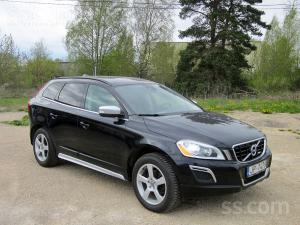 Black Volvo XC60 2011 in Riga, with an engine capacity of 2.00 L and mileage of 0 thousand km for 7900 €, photo 8 on AUTOMOTO.COM.LV